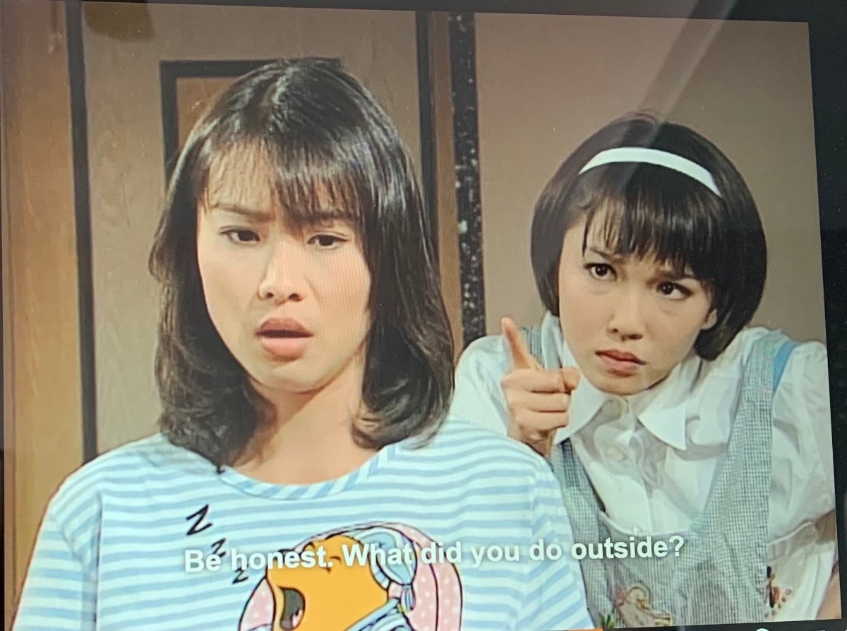 Ann Kok giving away 1000 scoops of ice cream at Cold Flings after star ...